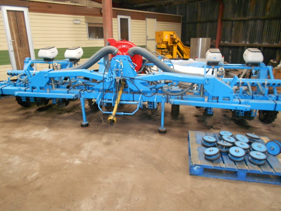 Welcome to Andershornstein AB Sweden | Second hand agriculture machines ...